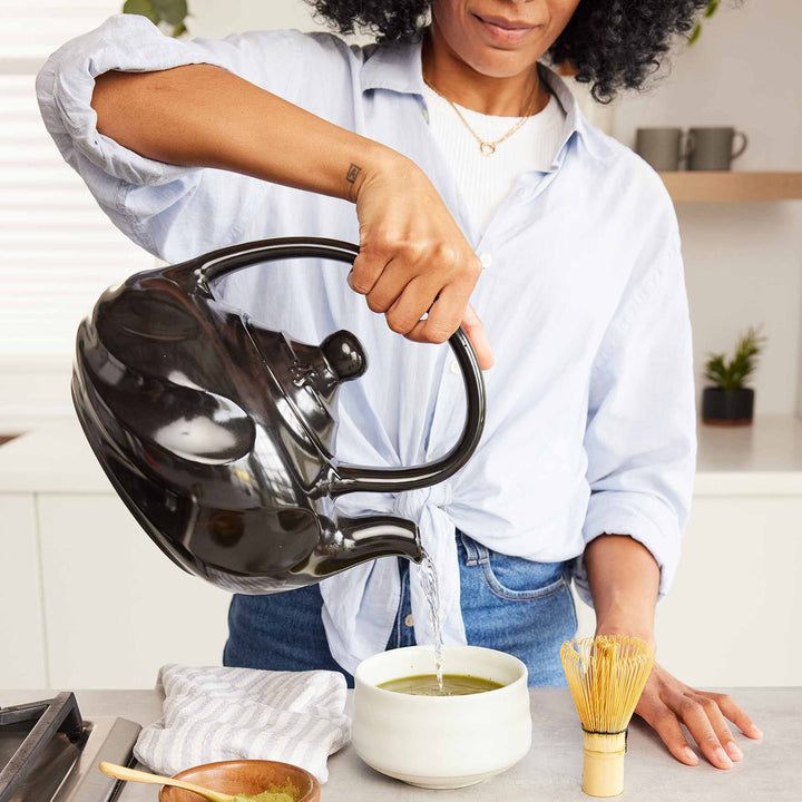 Ceramic 2.5-Quart Swirl Tea Kettle | Xtrema Teaware | Xtrema Pure ...